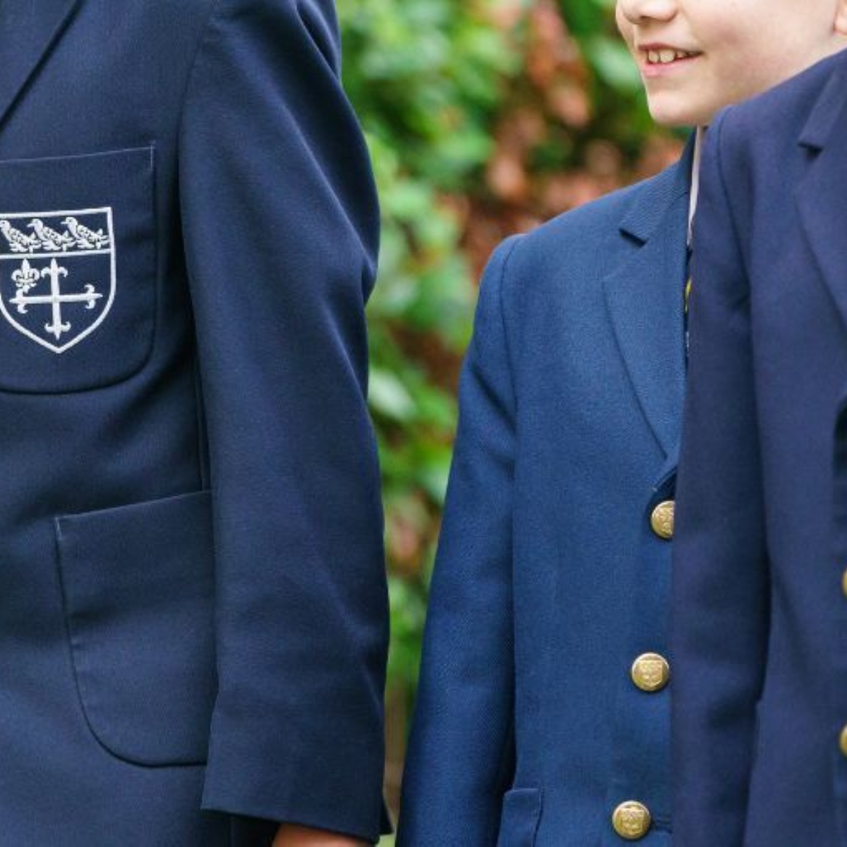 Warwick School - PAWS Nearly New Uniform Shop