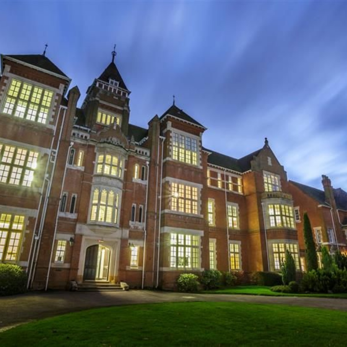 Warwick School - Warwick School rated 'very good' value for money by ...